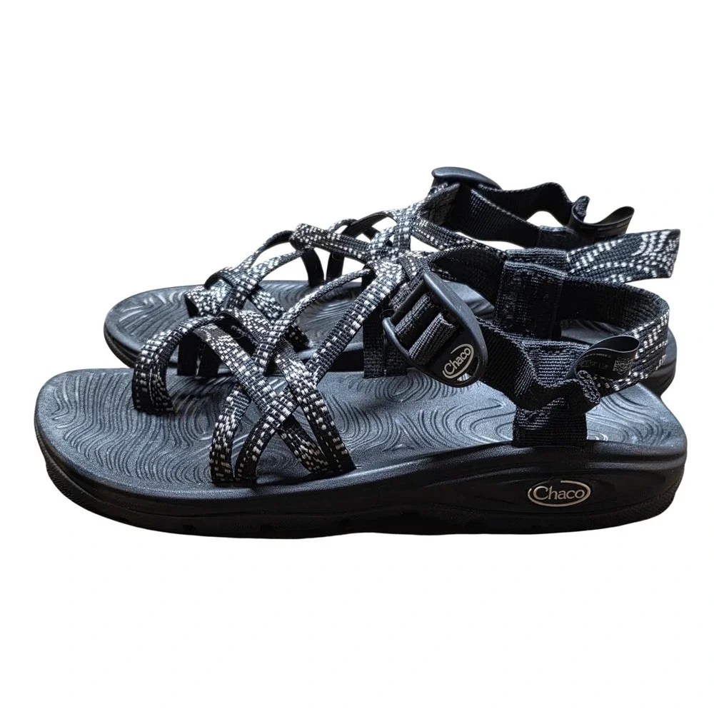 Chaco | Shoes | Chaco Z Cloud 2 Womens 8 Black White Strappy Toe Loop ...